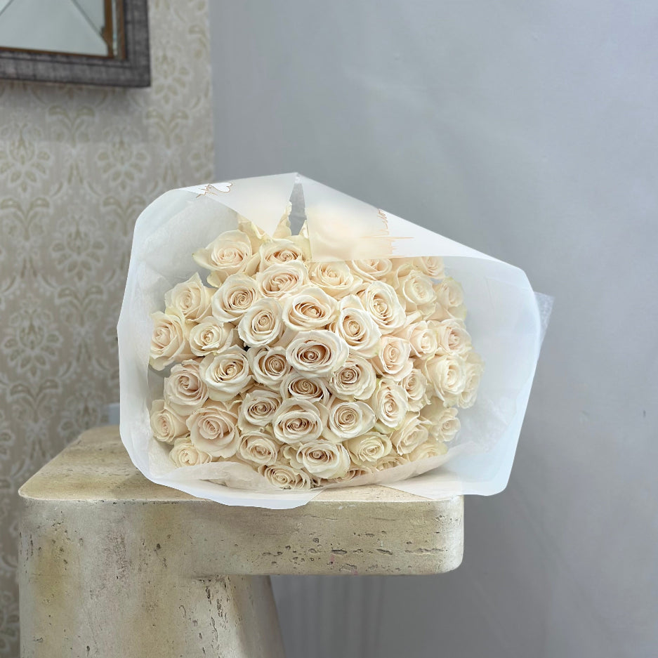 White Color Roses – AY Flowers LLC